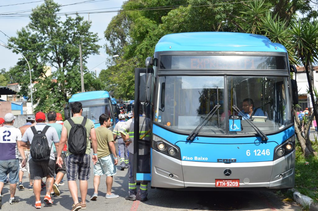Ônibus expressos para o Grande Prêmio do Brasil de Fórmula 1 custarão ...