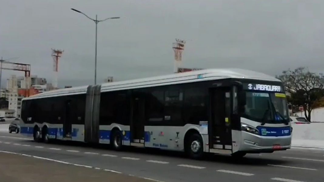 SPTrans realiza ações para incentivar a mobilidade segura no Maio Amarelo